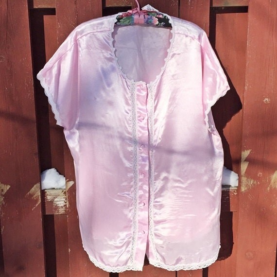 Vintage Pink Nightshirt / Polyester Pajamas / by vintagepoetic