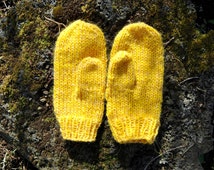 Popular items for wool mittens on Etsy