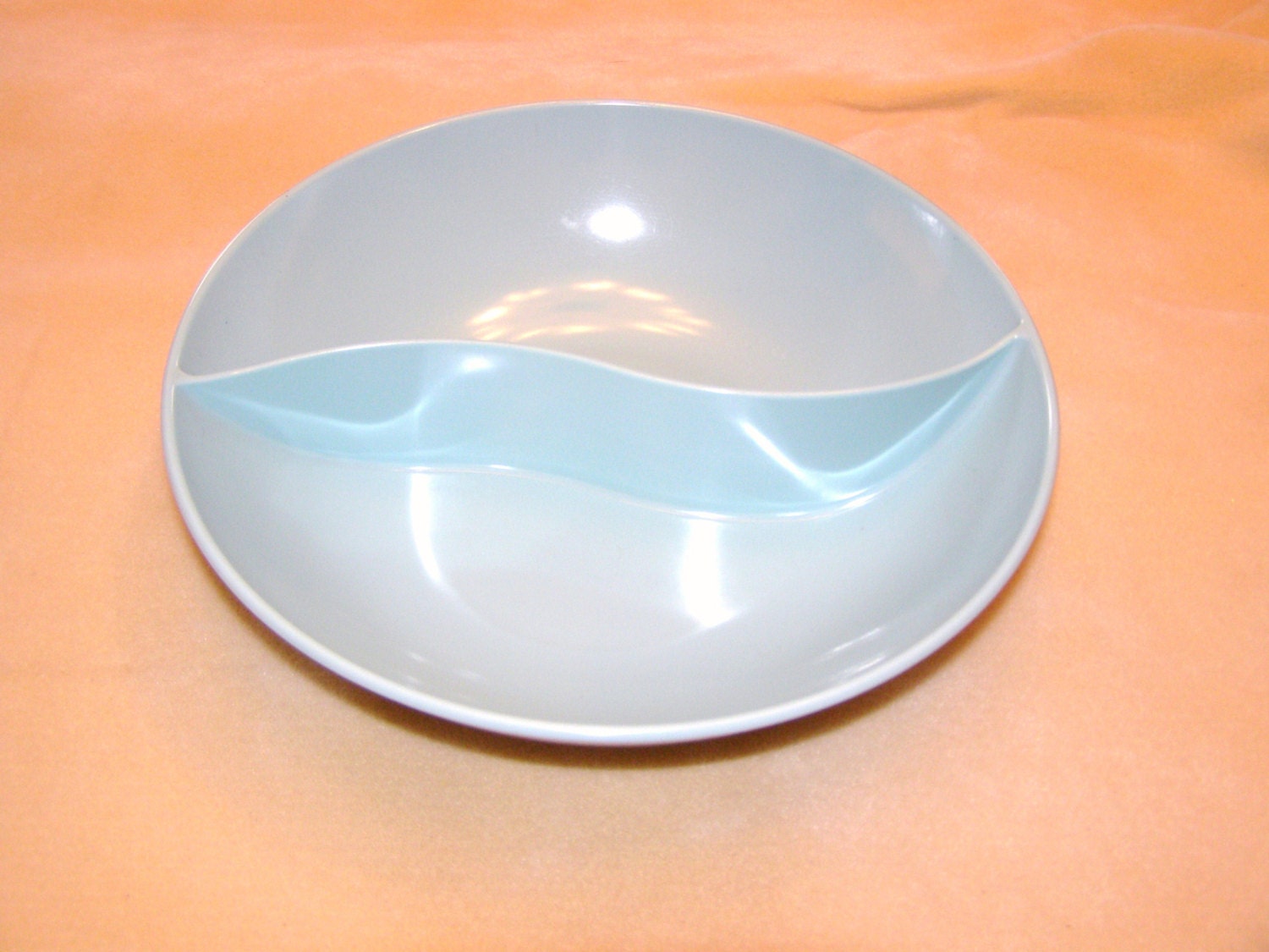 Vintage 1950’s Windsor Melmac Aqua Divided Serving Bowl – Haute Juice