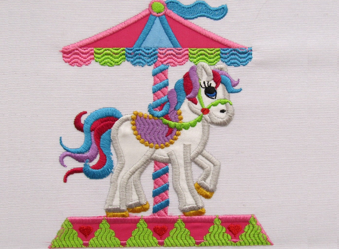 Carousel horse machine embroidery applique designs 4x4 5x7