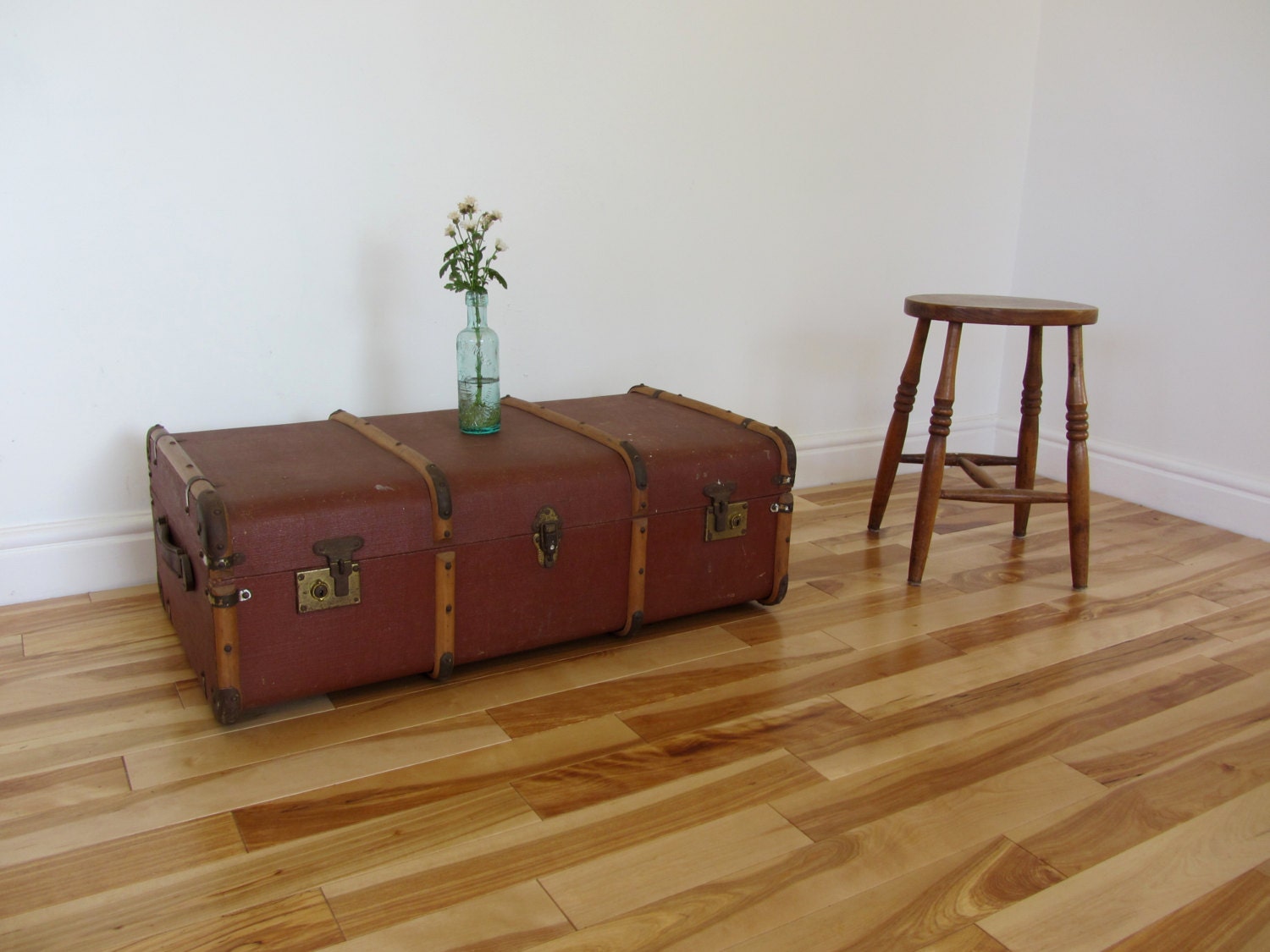 Bentwood Steamer Trunk – Haute Juice