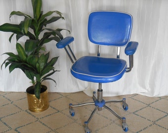 Items similar to Vintage Mid Century Style Desk Office Task Chair ...
