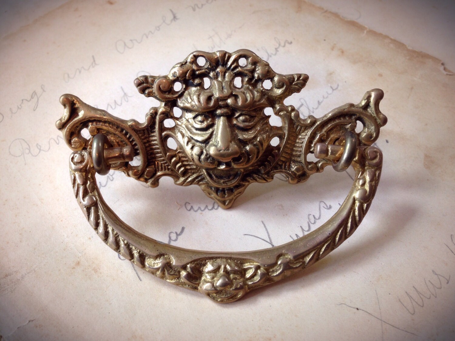 Ornate Brass Face Handle – Haute Juice