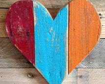 Popular items for pallet heart on Etsy