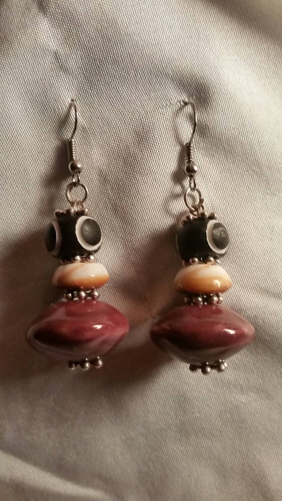 Items similar to Unconventional Beauty on Etsy