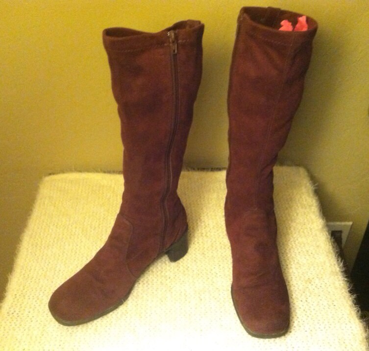 Vintage 1960s 70s dark burgundy long boots size 9 by George brand knee ...