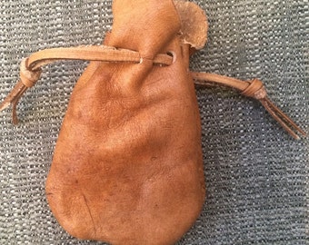 Popular items for leather coin pouch on Etsy