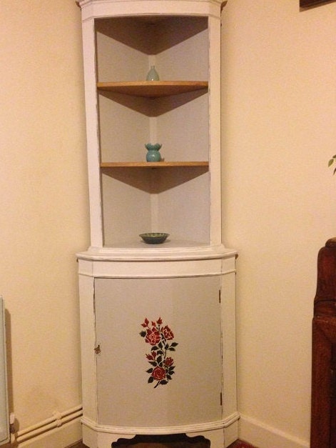 Beautifully Hand Painted Corner Cabinet Display Unit Vintage – Haute Juice