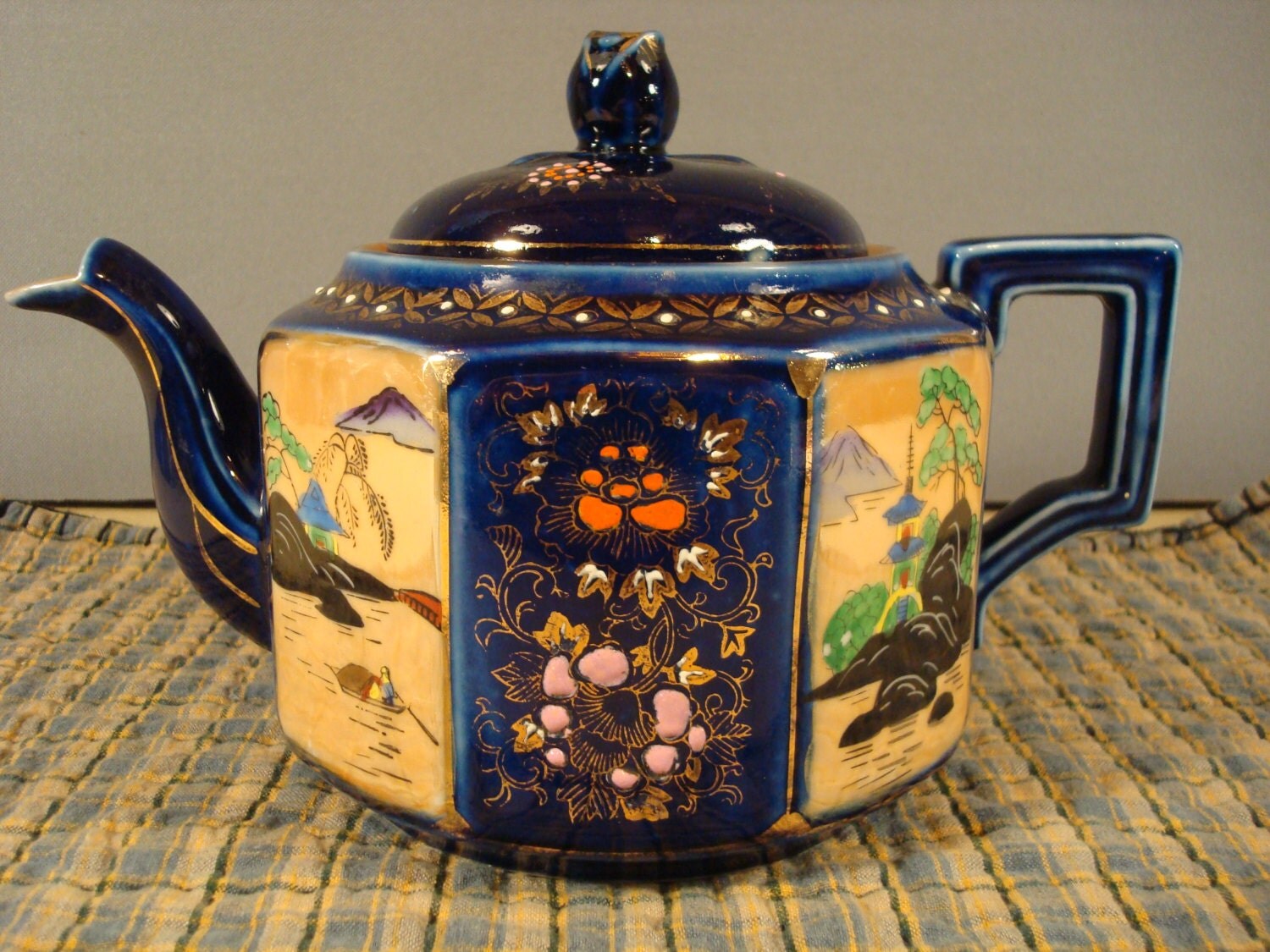 Beautiful vintage cobalt blue and oriental design teapot with cover ...
