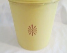 Popular items for tupperware canister on Etsy