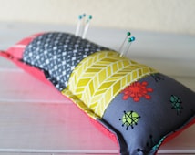 Popular items for patchwork pins on Etsy