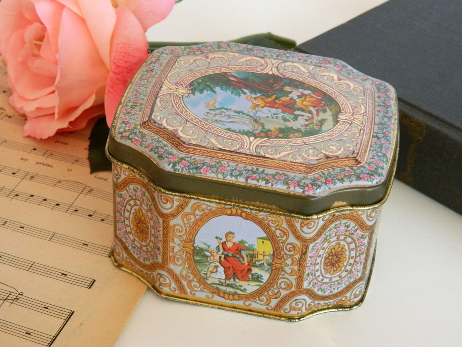 Vintage Shabby Cottage Style Metal Decorative Tin, Boudoir or Powder ...