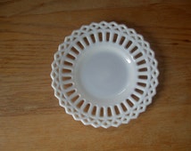 Popular items for lace edged plates on Etsy
