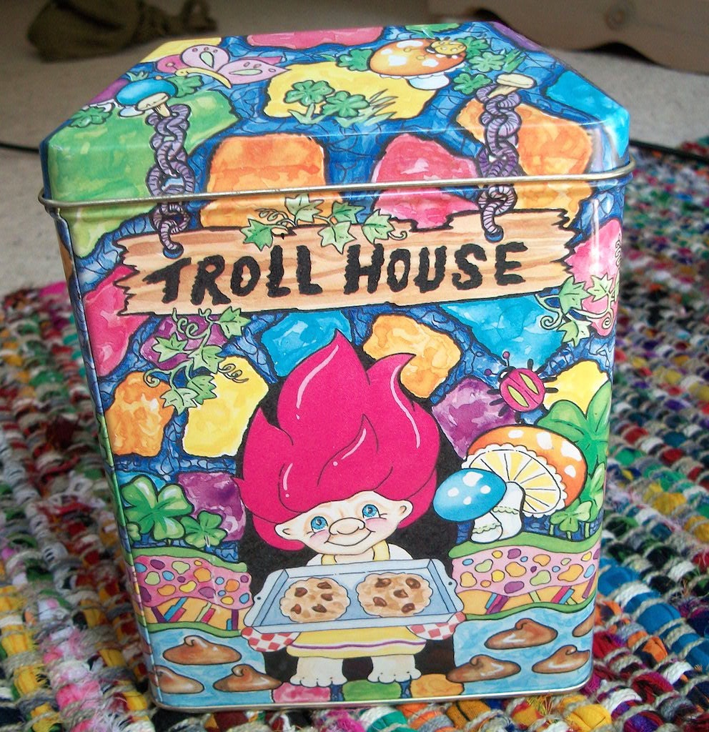 Vintage 1980s Treasure Trolls Funky Retro Kitsch Trollhouse Rainbow ...