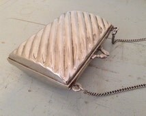 Popular items for shell purse on Etsy