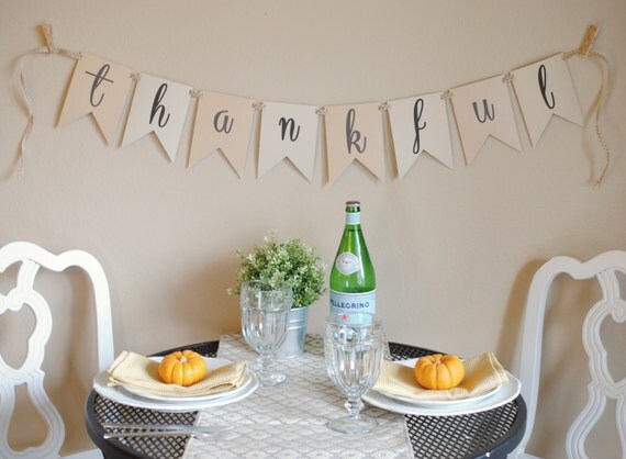 Items similar to Handmade 'Thankful' Paper Bunting on Etsy