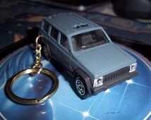 Popular items for jeep keychain on Etsy