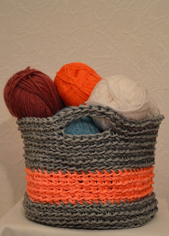 Hand knitted basket by VidaKnitworks on Etsy