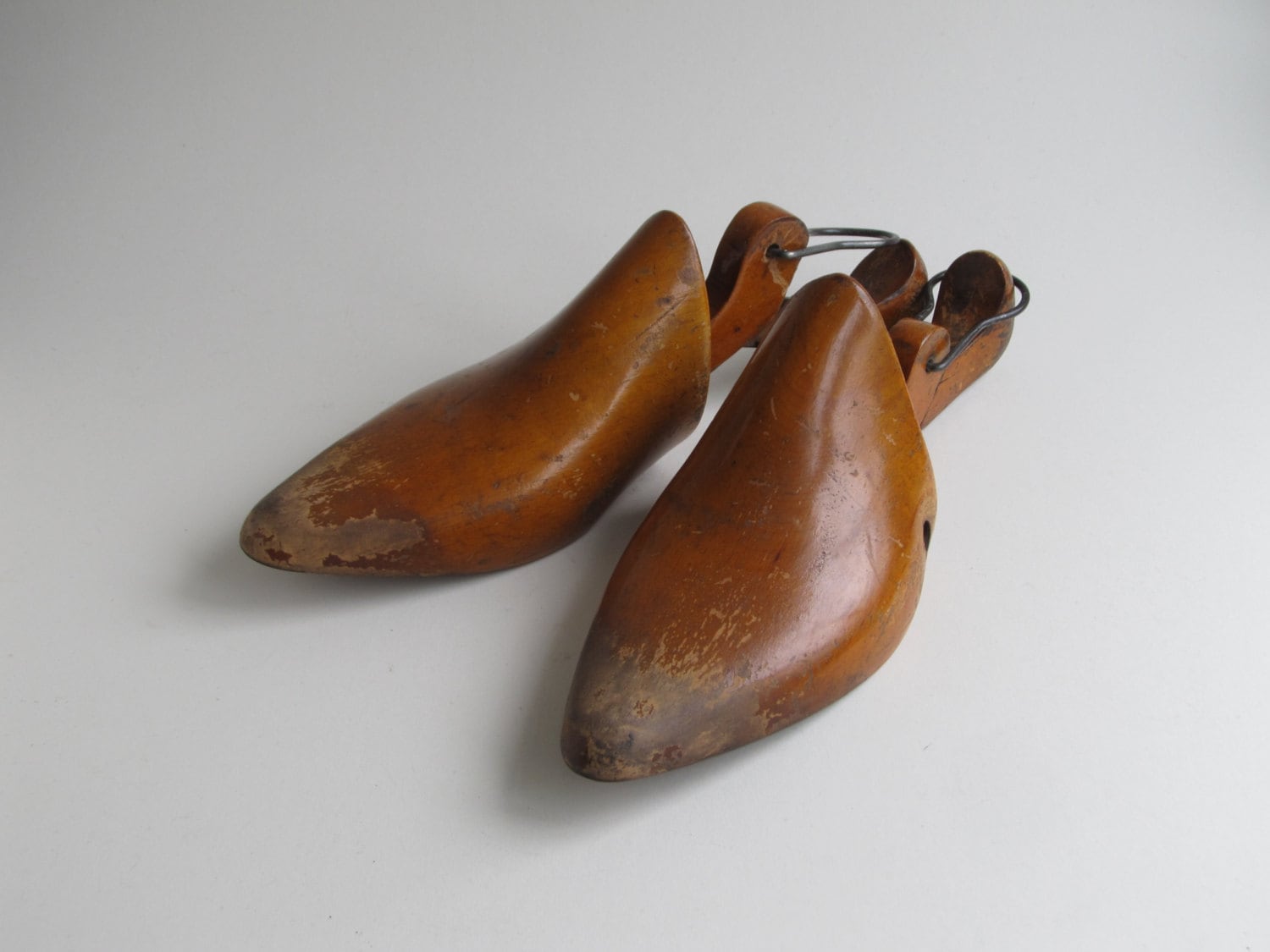 Vintage wooden shoe lasts or boot stays size 8, shoe shape strechers ...
