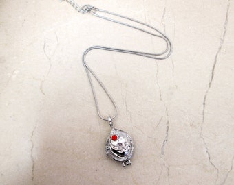 Gothic locket | Etsy