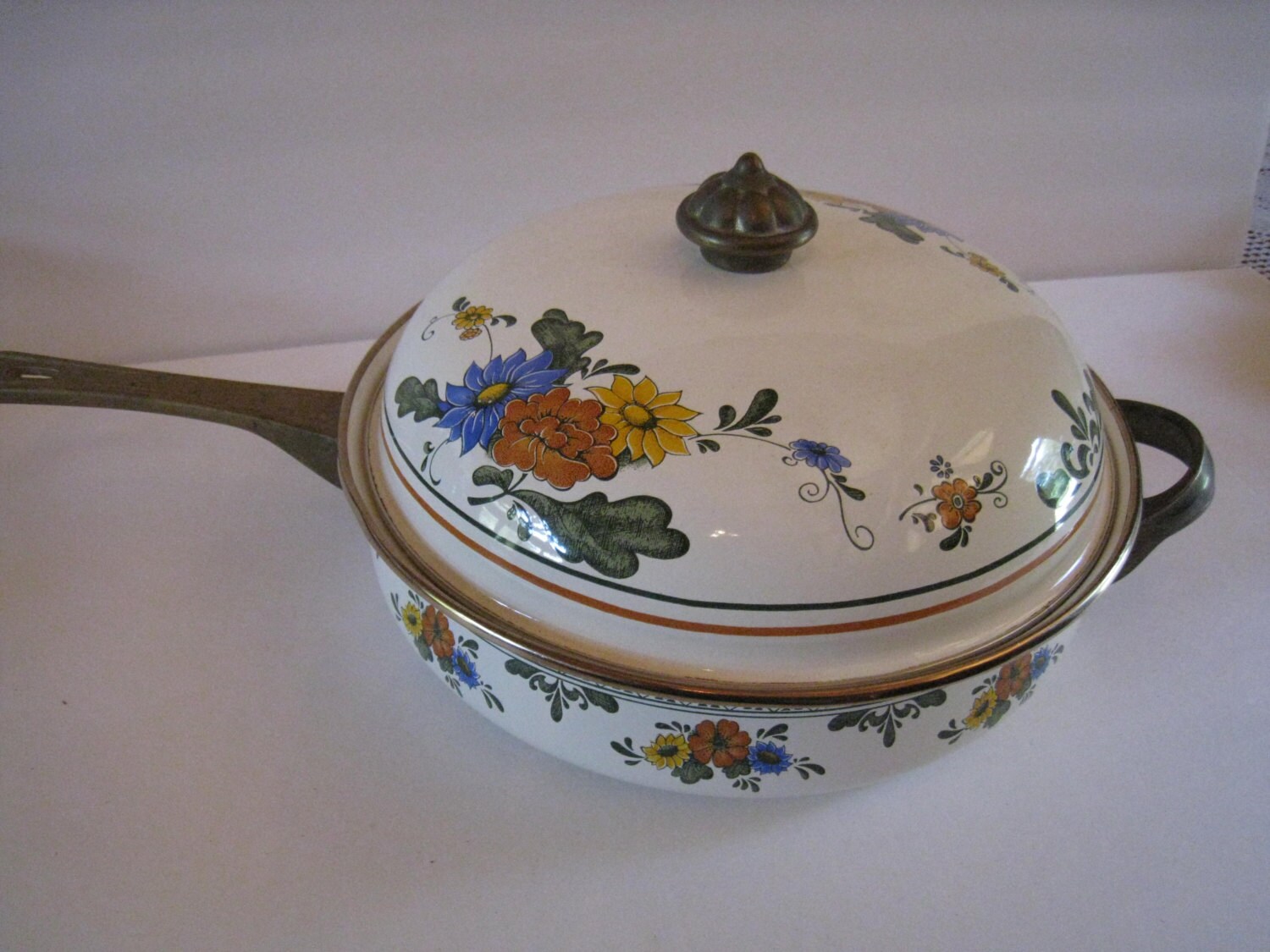 Skillet with Flowers – Haute Juice