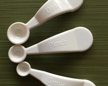 Popular items for tupperware mini on Etsy