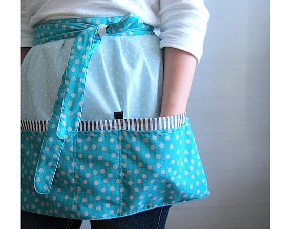 Cafe Apron Hip Apron Half Apron with pockets by SableEtMer