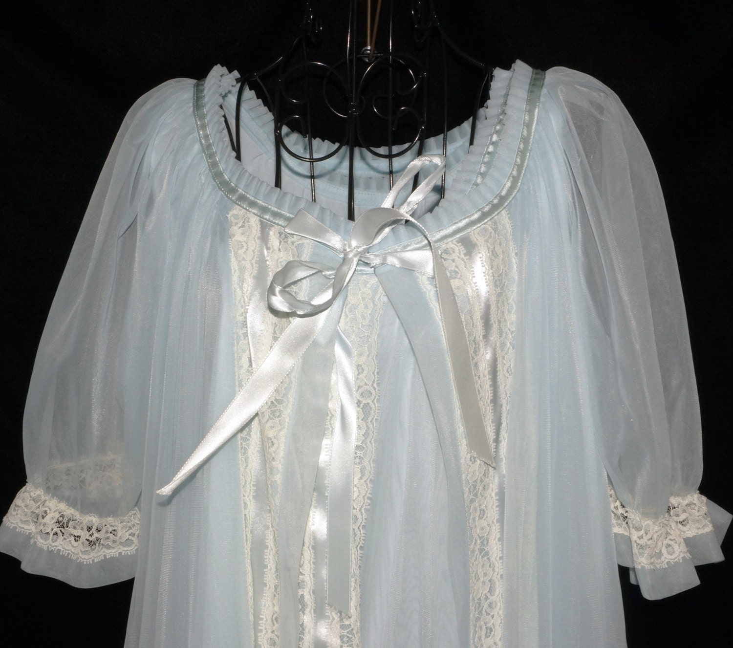 1950s Womens Powder Blue Nylon Sheer Peignoir Set Sz M Vintage