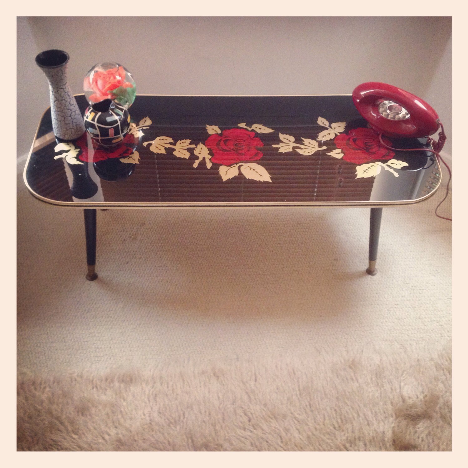 Kitsch Retro Vintage coffee table with Dansette legs – Haute Juice