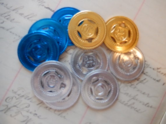 Vintage Metal Aluminum Good Luck Token Lot by rustrefactory