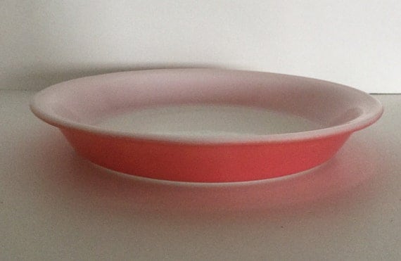 Set of Vintage Pyrex Pie Plates 909 by CountryGirlsVintage on Etsy