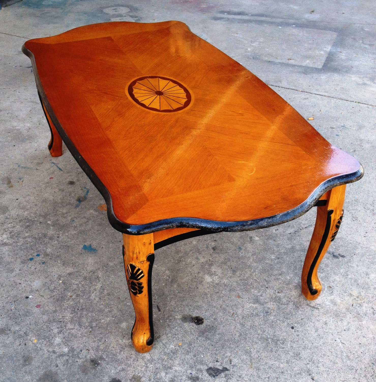 Compass Coffee Table Shabby Chic Hand Painted Black Trim Hand Carved ...