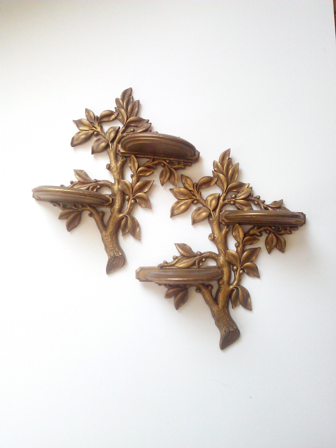 Vintage Gold Mid Century Syroco Wood of Syracuse N.Y. Wall