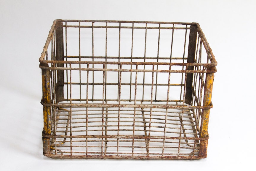 Vintage Industrial Metal Crate Milk Crate Wire Crate Rustic Crate Rusty ...