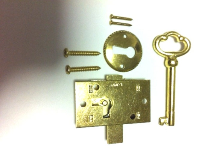 BRASS PLATED STEEL Flush Mount Cabinet Door Lock & Skeleton