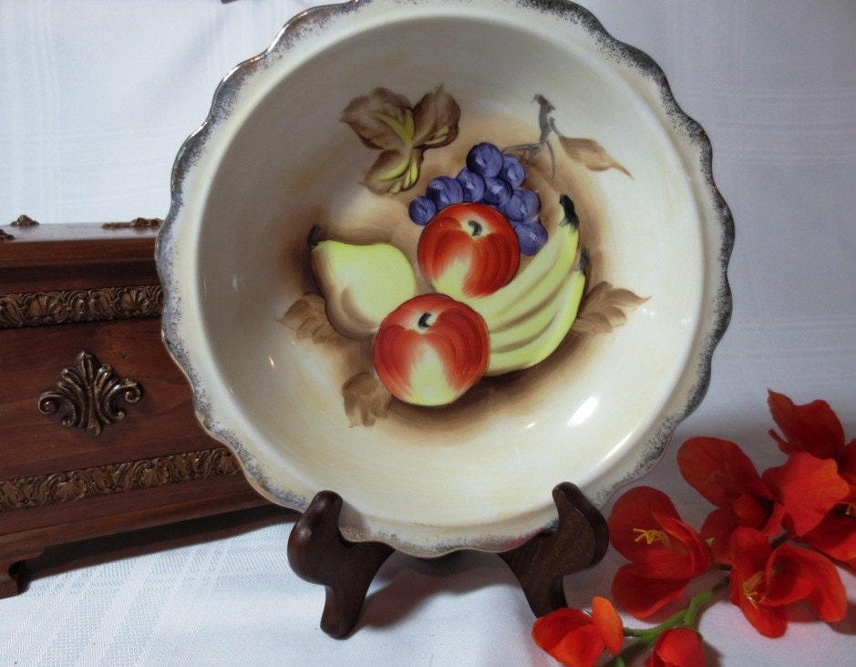 Enesco Porcelain 9 inch Bowl with Handpainted Fruit and Gold Trim ...