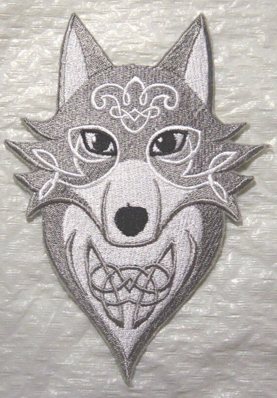 Beautiful Celtic Wolf with Knotwork Machine Embroidered Iron