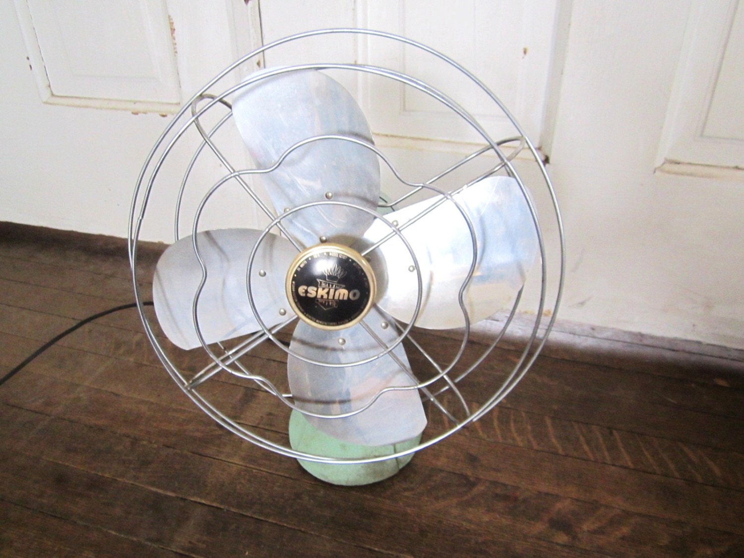 Awesome Vintage Eskimo Desk Fan – Haute Juice