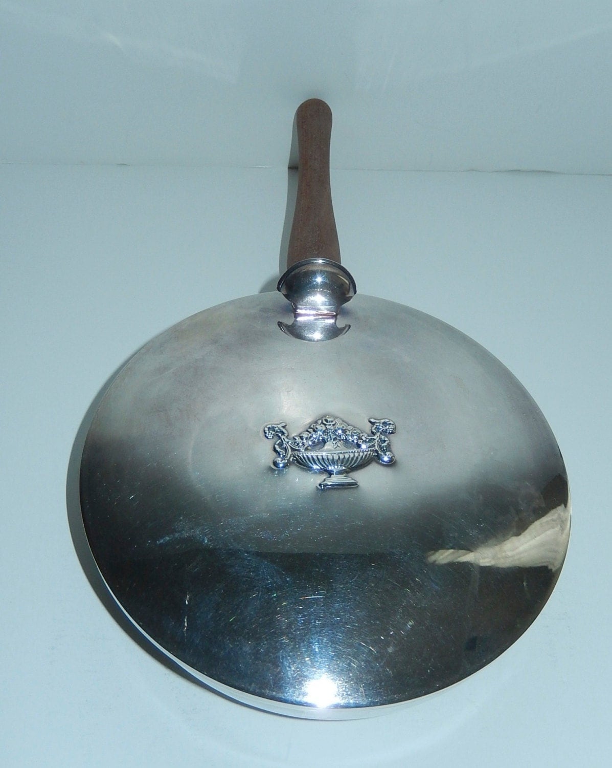 Silent Butler Silver plated Beautiful Shiny Crumb Butler formal dinner ...