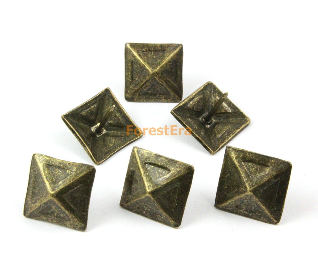 50Pcs 19mm Antique Brass Square Upholstery Tacks Nails TN46