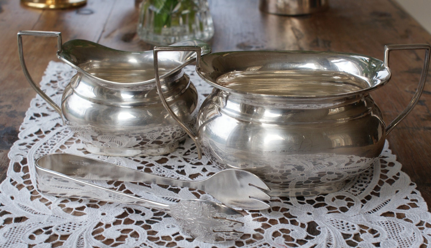 Silver plated vintage milk jug and sugar bowl with tongs – Haute Juice