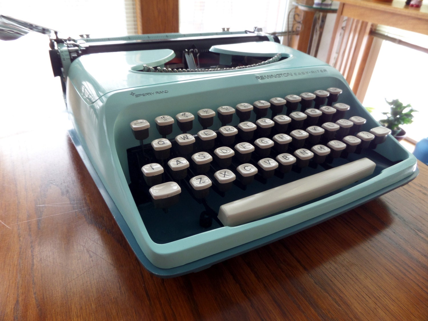 Sperry-Rand Reminton Portable Manual Baby Blue Typewriter – Superb ...