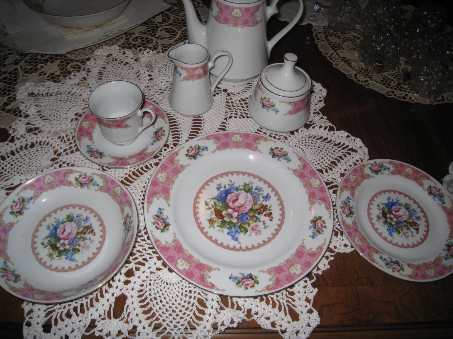 Remington Spring Garden Dinnerware 5-Piece Place Setting for 24 Plus ...