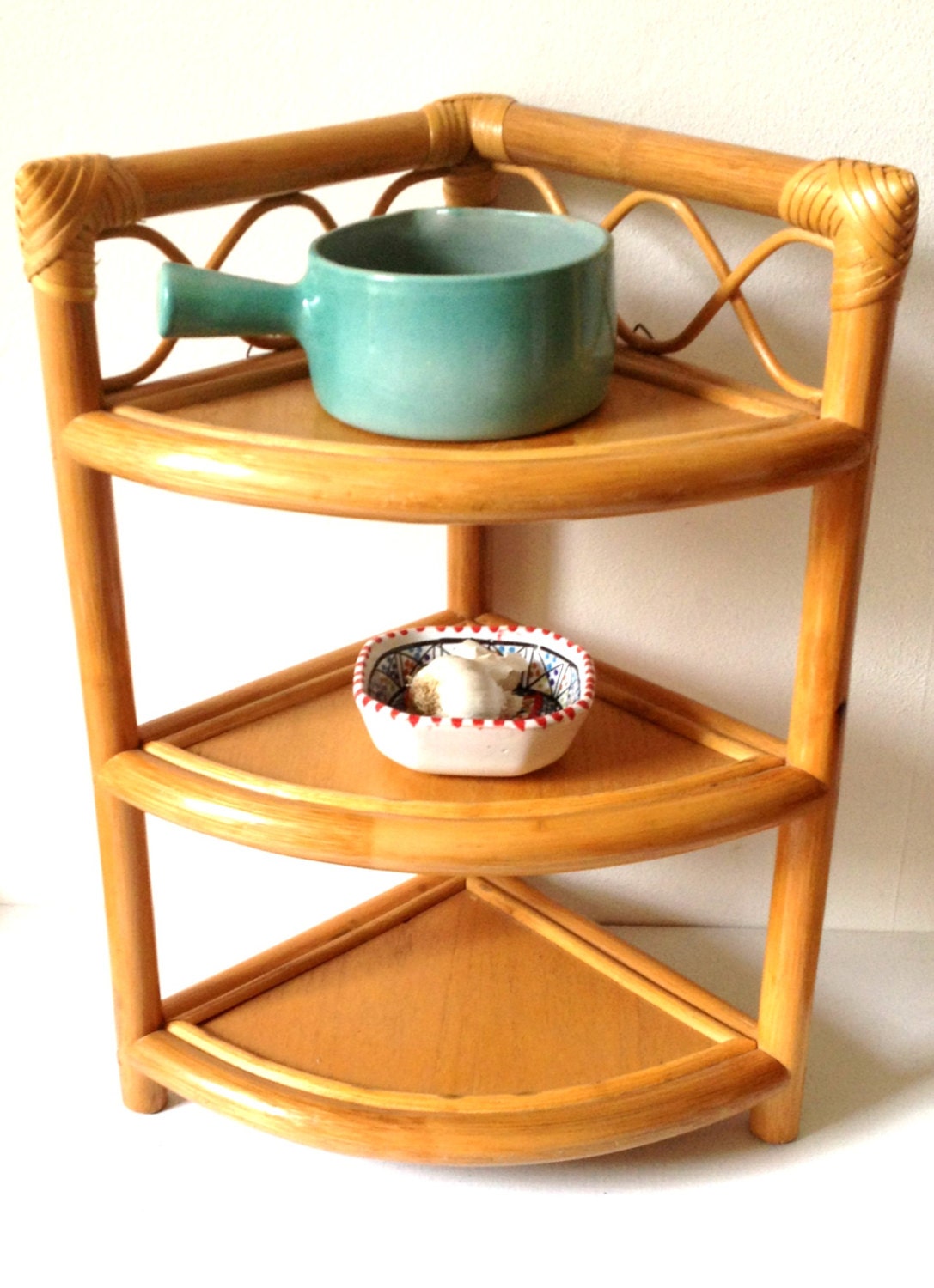 Vintage 1970s bamboo corner unit shelf – Haute Juice