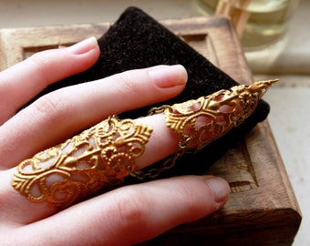 Vampire Armour Gold Nail Rings Claws Victorian