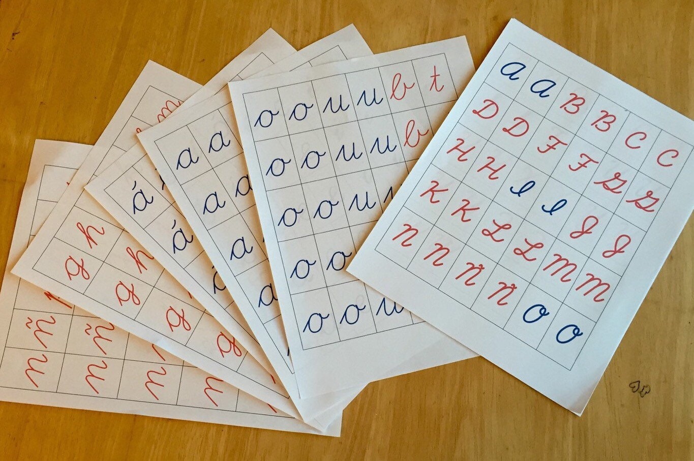 SPANISH DIY movable alphabet Cursive PDF file to download and