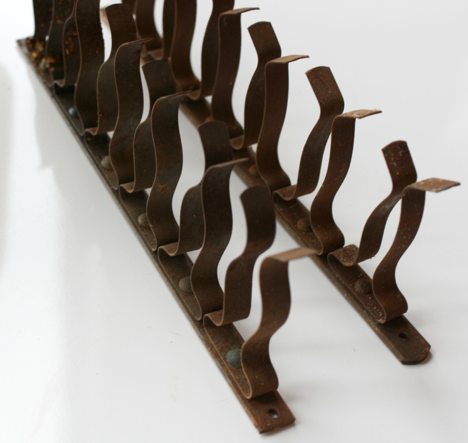 Rusty Old Broom Hangers – Haute Juice