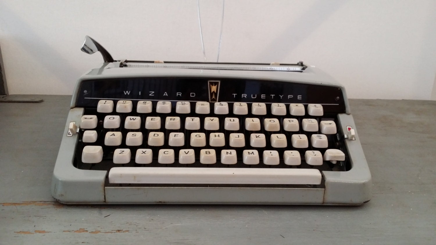 Vintage Working Wizard Truetype Typewriter Portable Compact Travel ...