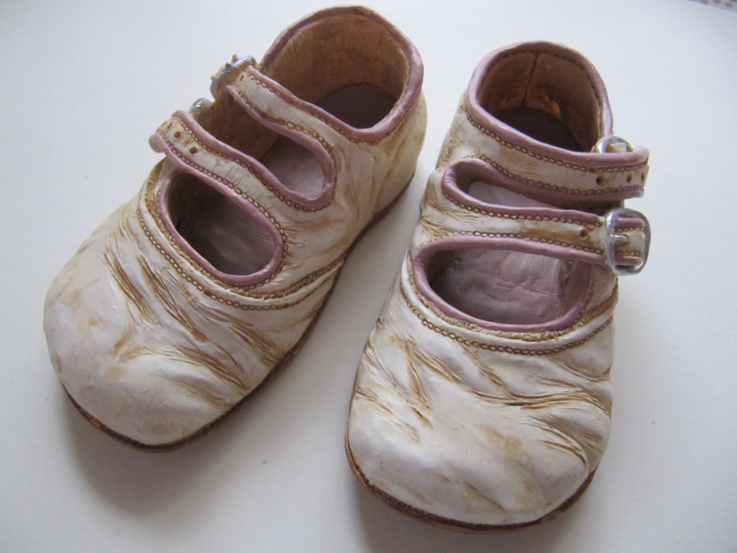 Resin baby shoes decorative shoe for home decor or for