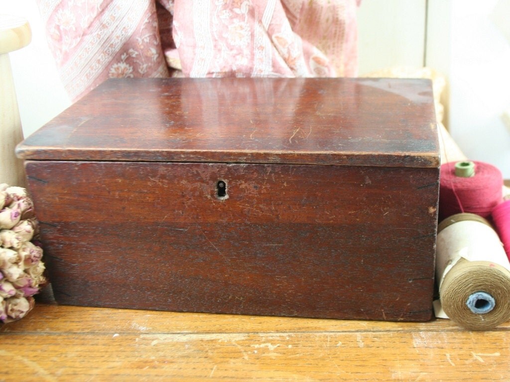 Vintage Wooden Box with Spools, Vintage Cotton Reels, Storage, Prop ...